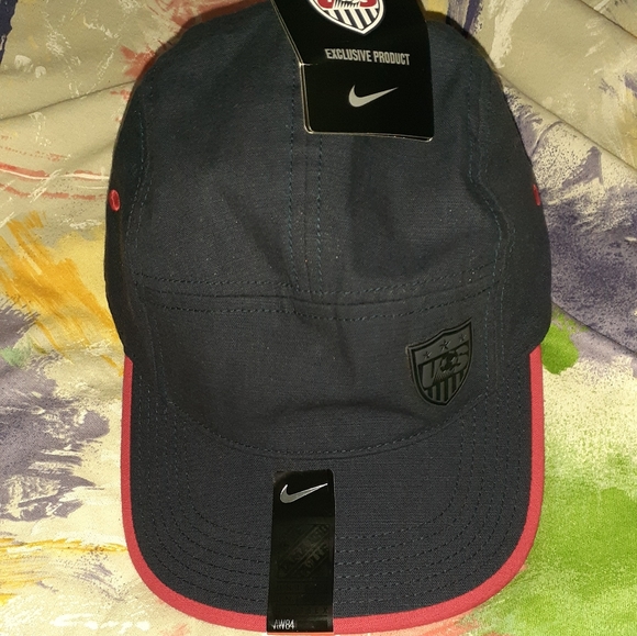 Nike | Accessories | New 23 Nike Usa Soccer American Flag 5 Panel Cap ...